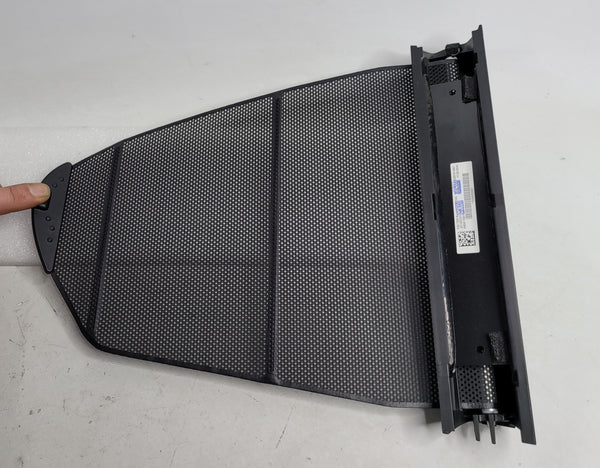 BMW M3 F80 Rear Quarter Window Sun Shade Blind RHS 7281124 ...